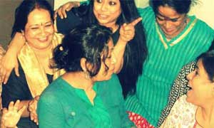 বড়েদিলওয়ালা বড়দিনের `নো থিম` পার্টি | দুনিয়া News in Bengali