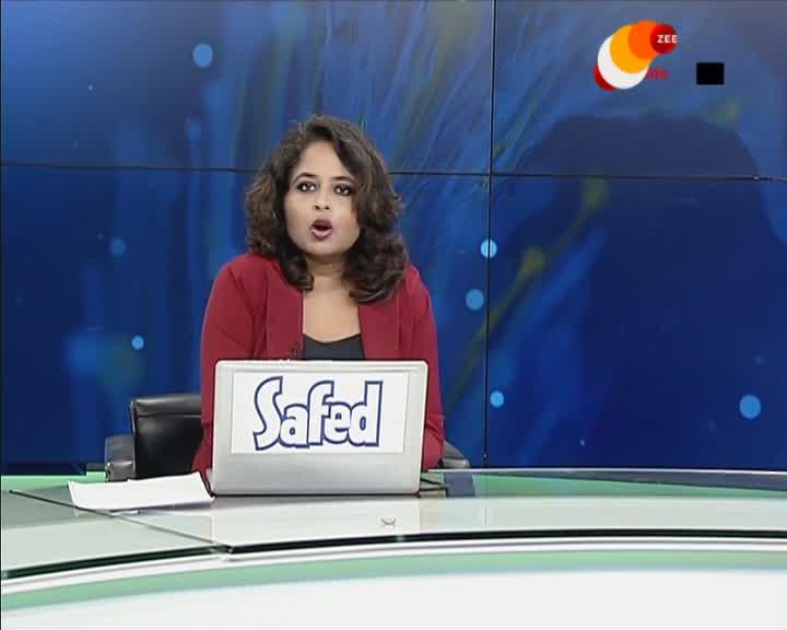 বেসরকারি বাসে কীভাবে বসতে হবে যাত্রীদের? নকল যাত্রীদের নিয়ে মহড়া Zee ...