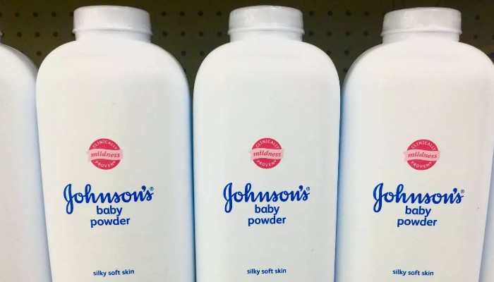 johnson and johnson powder makers fined two billion dollar।পাউডারে মিশে ...