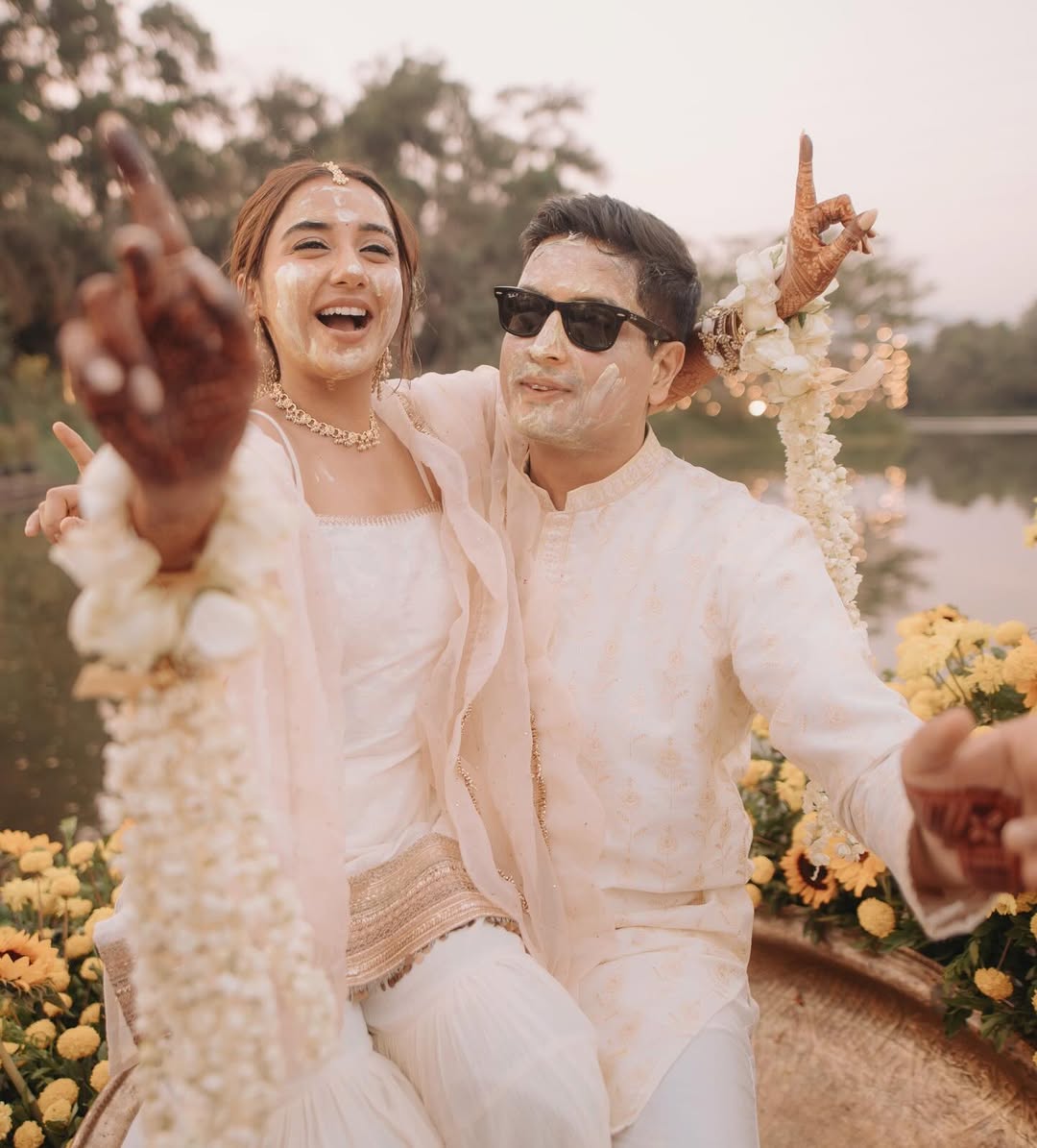 Influencer mostlysane | Prajakta Kohli Marriage | এই ভাঙনের যুগেও ১৪ ...