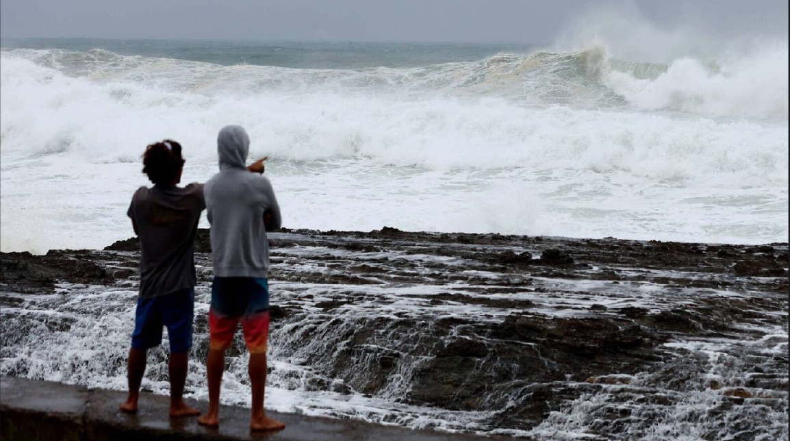 Cyclone Alfred: ১৯৭৪ সালের পরে এমন ঝড় আসেনি! ৪৫০০ বাড়িতে বিদ্যুৎ নেই ...