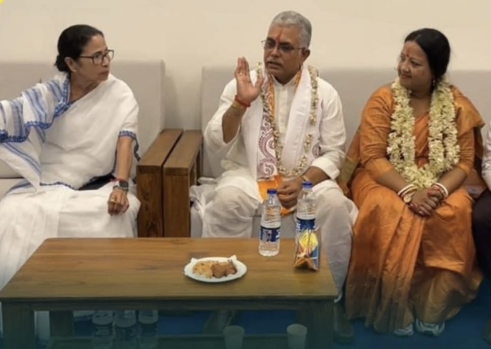 Dilip Ghosh in Digha Jagannath Temple: মমতার আমন্ত্রণে উদ্বোধনের পরই দীঘা জগন্নাথ মন্দিরে ...