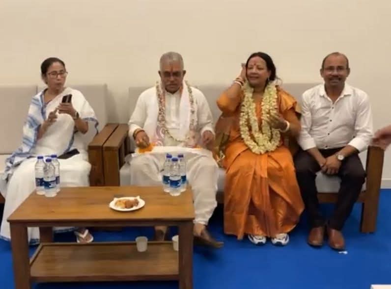 Dilip Ghosh in Digha Jagannath Temple: মমতার আমন্ত্রণে উদ্বোধনের পরই দীঘা জগন্নাথ মন্দিরে ...