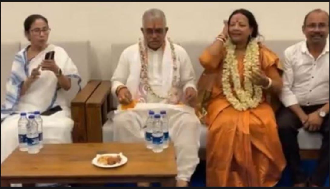 Dilip Ghosh in Digha Jagannath Temple: 'দুপুরে ববি হাকিম, রাতে মমতা বন্দ্যোপাধ্যায় করতেন ...