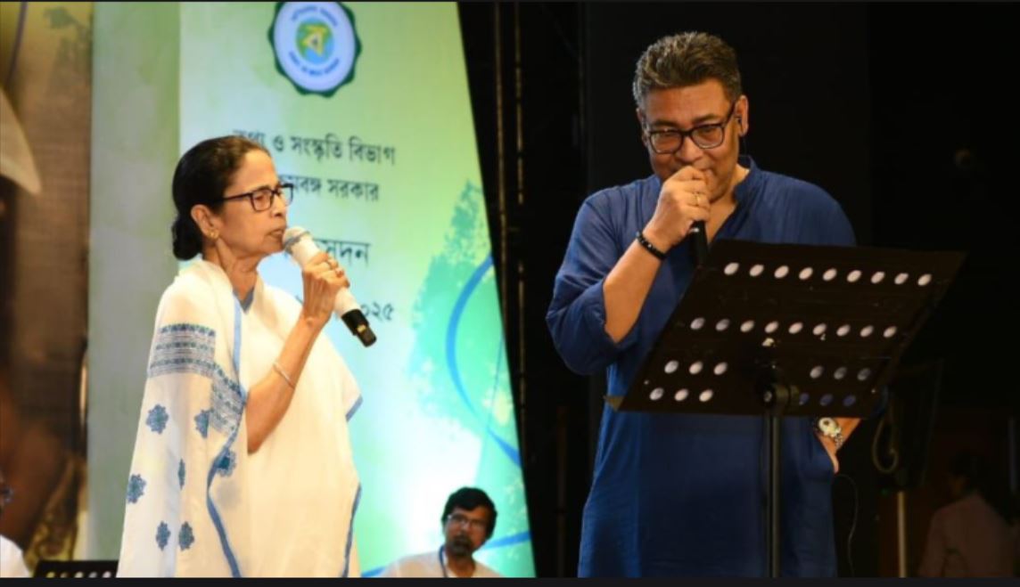 Mamata Banerjee: নজরুল জয়ন্তীর অনুষ্ঠানে মুখ্যমন্ত্রী, মন্ত্রী ...