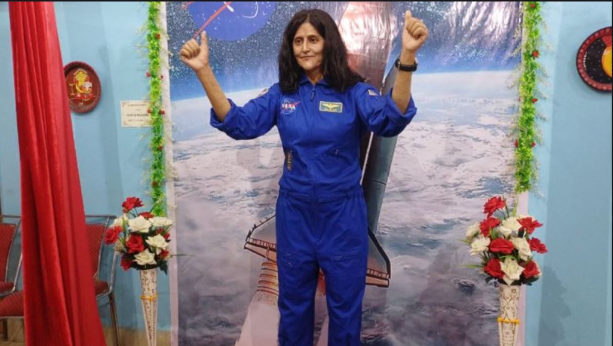 Sunita Williams: মহাকাশে ২৮৬ দিন কাটিয়ে আসানসোলে সুনীতা উইলিয়ামস! 'এক ...