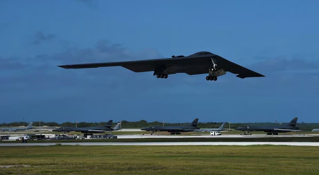Indian who developed B-2 Stealth Bomber: আমেরিকার ভয়ংকর B-2 স্টিলথ ...