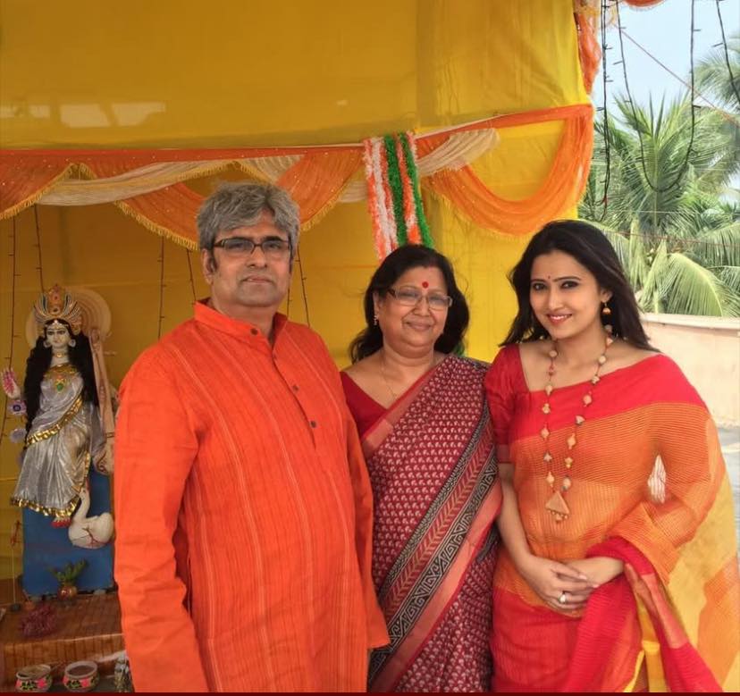 প্রয়াত অভিনেতা নীলাদ্রি লাহিড়ী, 'আমার সব শেষ...'! বাবাকে হারিয়ে শোকে ...