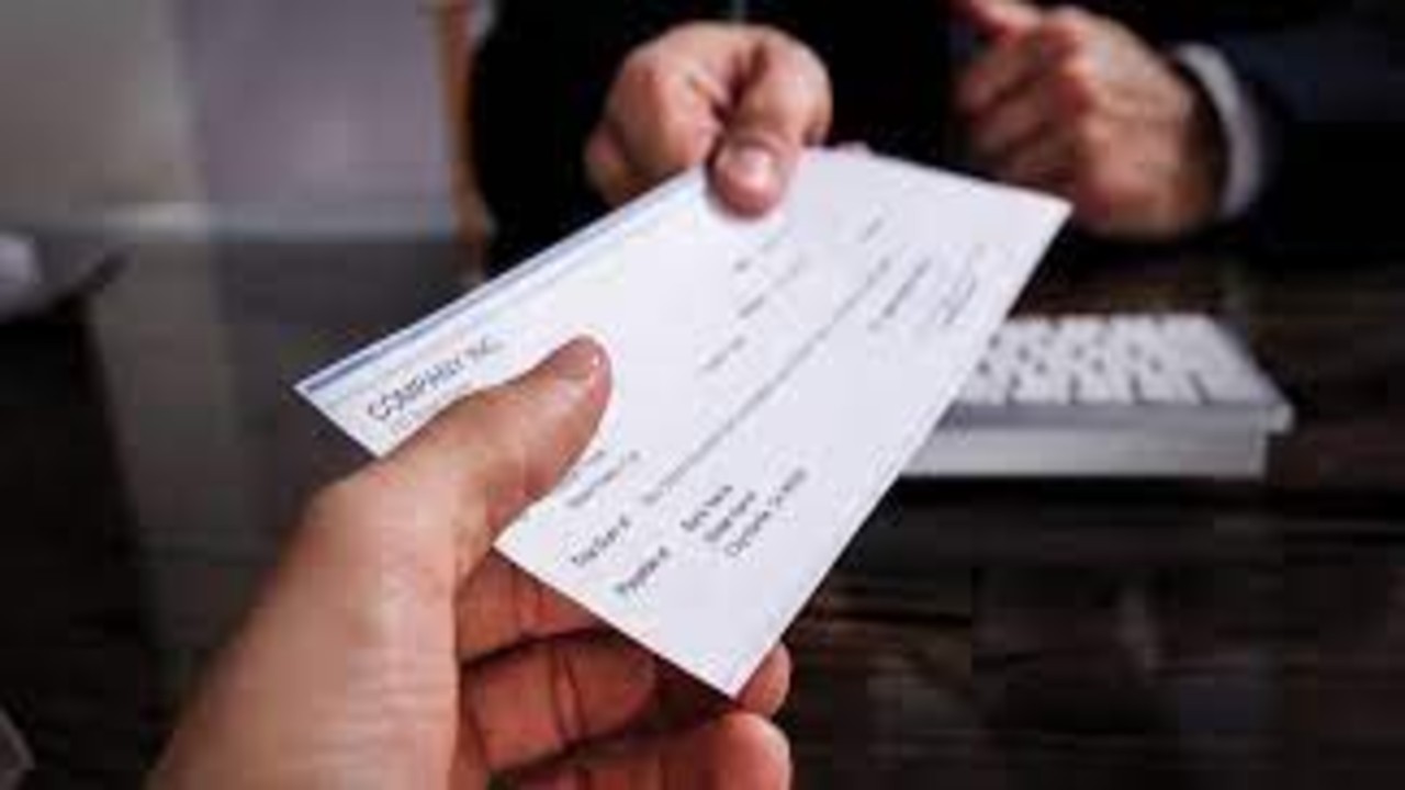 Cheque Clearance New Rule: চেক ক্লিয়ারেন্স নিয়মে আমূল পরিবর্তন! এবার ...