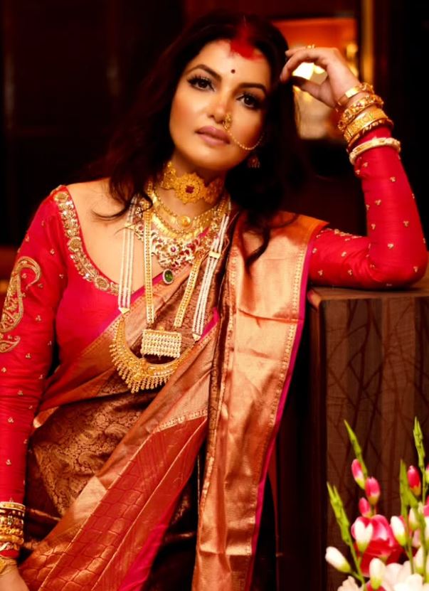 Sayantani Mullick: বাড়িতে টিভি দেখছিলেন! আচমকাই অস্বস্তি, কয়েক সেকেন্ডে ‘ব্রেন স্ট্রোক ...