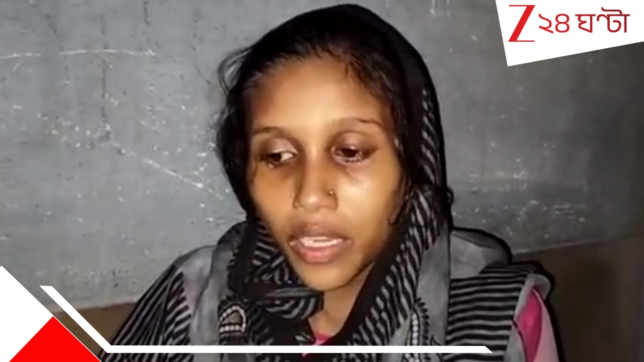 Petrapole Land Port: দিনভর ২ সন্তানকে নিয়ে পেট্রাপোলে বসে মহিলা ...