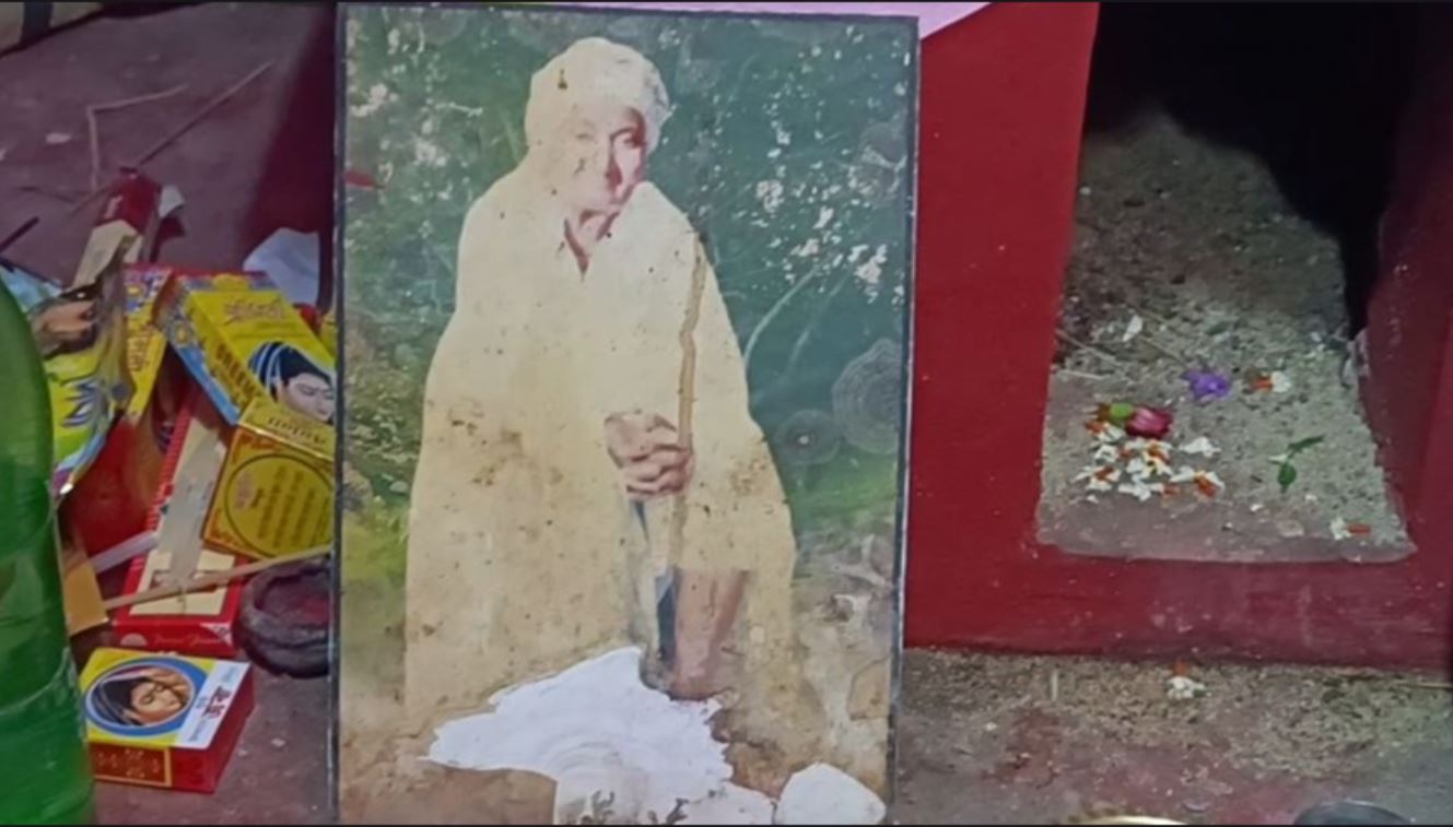 Kalipujo 2025: অমাবস্যায় পড়ার আগেই শক্তি আরাধনা! বর্ধমানের এই গ্রামে ...