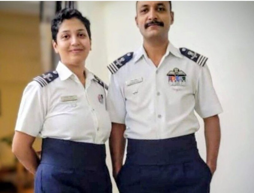 Wing Commander Namansh Syal: শহিদ নামাংশের স্ত্রীও IAF পাইলট! ছেলেকে ...