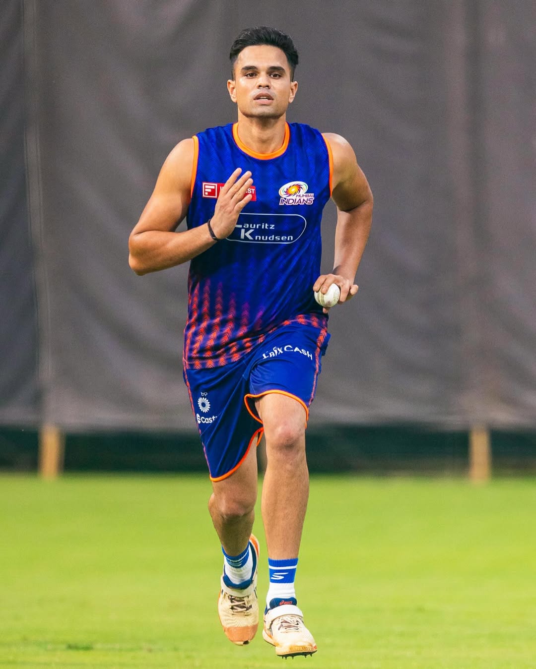 Arjun Tendulkar Wedding: ফাল্গুনেই আগুন সচিনের পরিবারে! দোলের পরদিনই ...