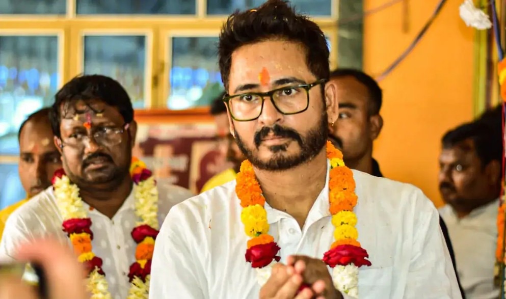 Hiran Chatterjee Marriage Controversy: 'ডিভোর্স না দিয়েই দ্বিতীয় ...