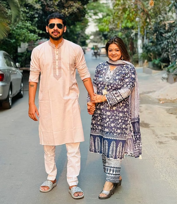 রোজ কত ভালোবাসাবাসির যুগল ছবি, তবু বসন্তেই বিসর্জনের সুর...জনপ্রিয় ...